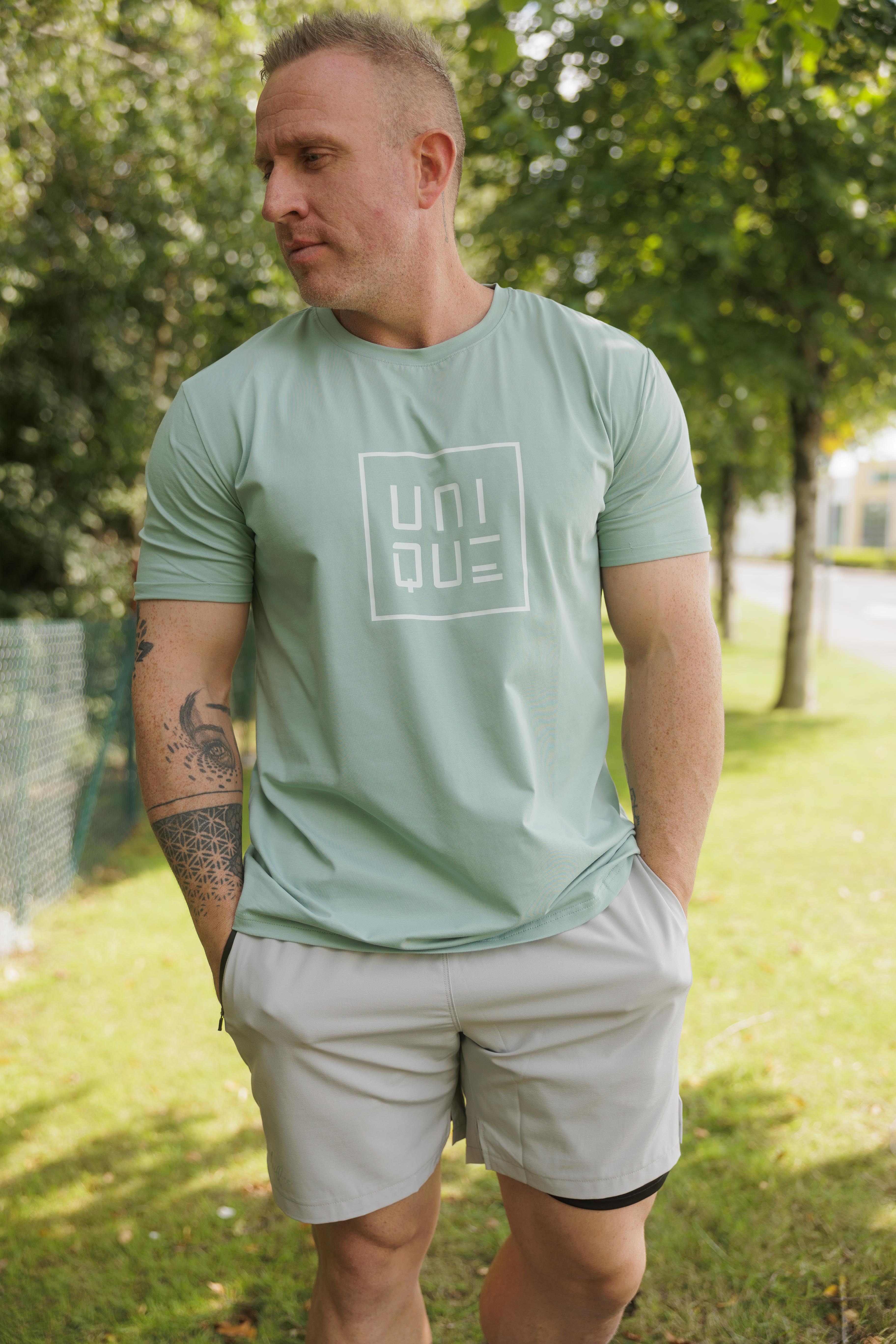 Essentials Simple Fit Tee – We Are Unique Apparel